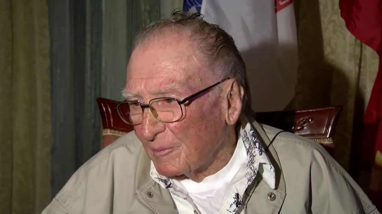Pearl Harbor survivor Donald Stratton honored in Colorado Springs